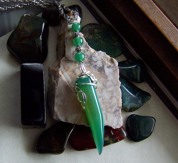 Green Agate Horn Polished Gemstone Pendant – My Mystic Gems